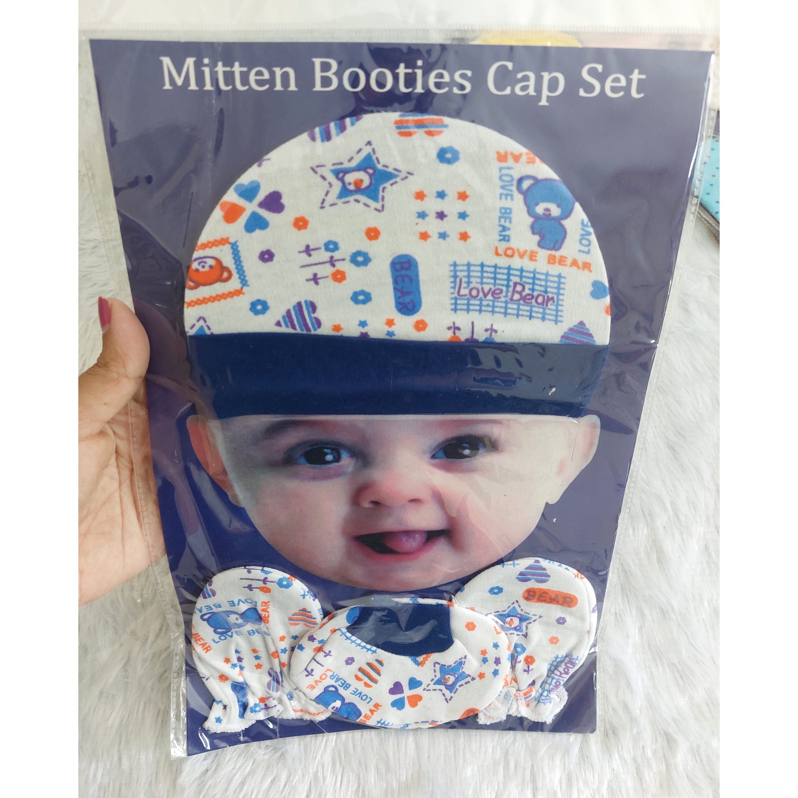 NEWBORN SET/Mitten Booties Cap Set- – Priya's Magic World NEWBORN SET/Mitten Booties Cap Set- – Priya's Magic World