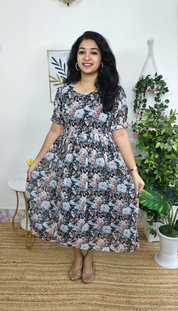 Normal/Stylish/Frock Model Kurtis-NUDE BLACK – Priya's Magic World
